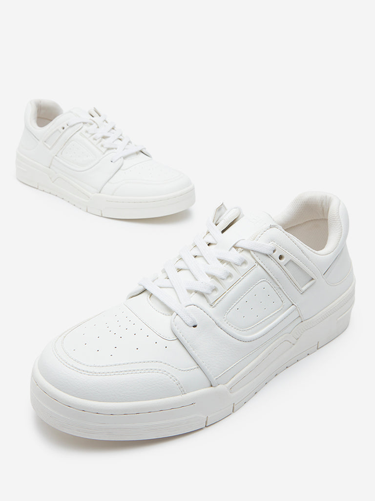 SOLEPLAY White Perforated Lace-Up Sneakers – Cherrypick